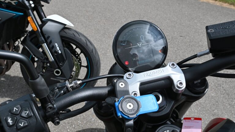 CFMOTO 675NK vs. Triumph Trident 660: totálny prepadák, či problém pre ...