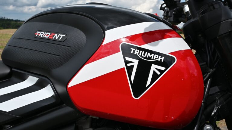 CFMOTO 675NK vs. Triumph Trident 660: totálny prepadák, či problém pre ...